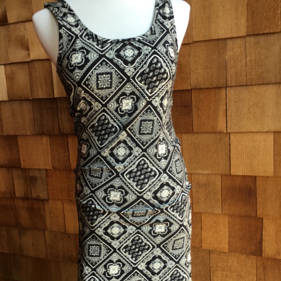 Forever 21 | Dresses | Forever 2 Slip On Tight Stretch Dress Blk Wht ...